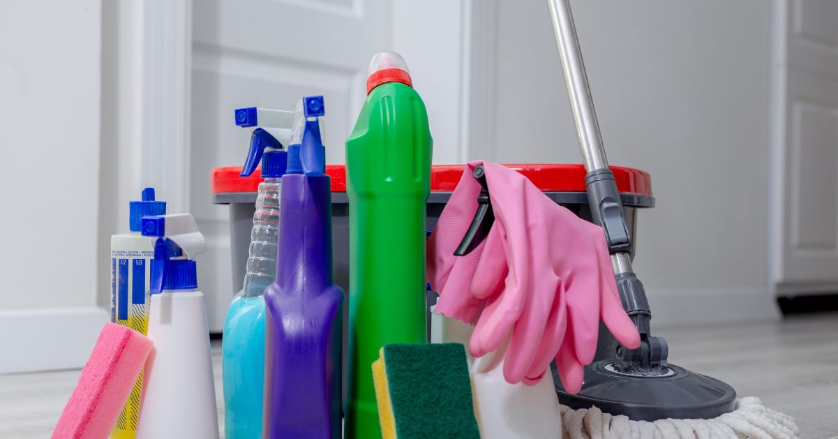 Productos de limpieza para hacer una limpieza a fondo